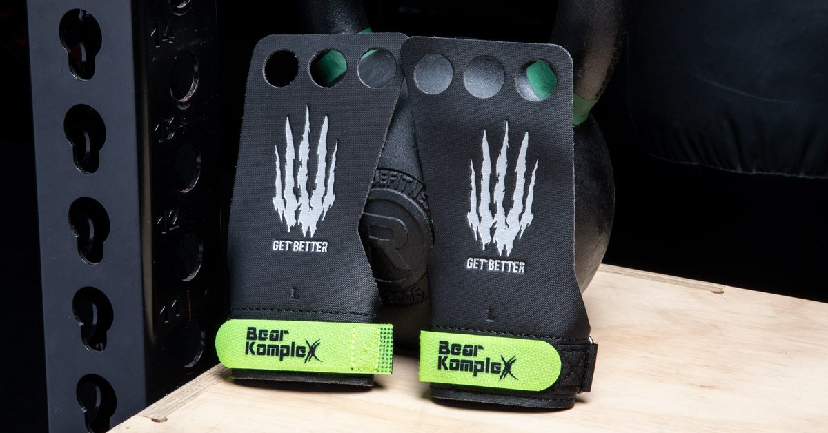 Bear KompleX 3 Hole Hand Diamond Grips - Black | Rogue Canada