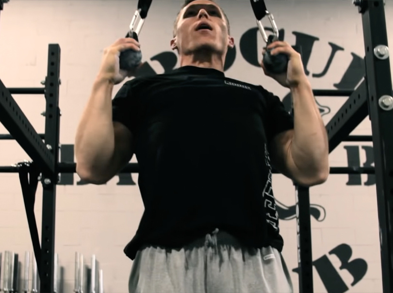 Movement Demo – Cannon Ball Pull Ups | Rogue Fitness Canada