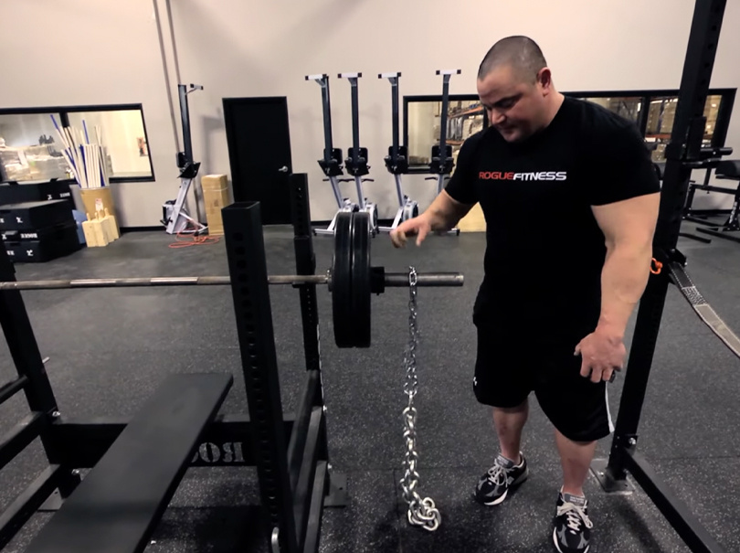 Equipment Demo – The Chained Bench Press | Rogue Fitness Canada