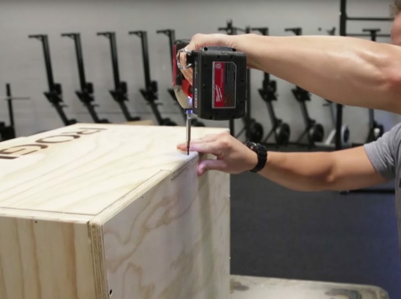 How To: Assemble a Flat Pack Games Box | Rogue Fitness Canada