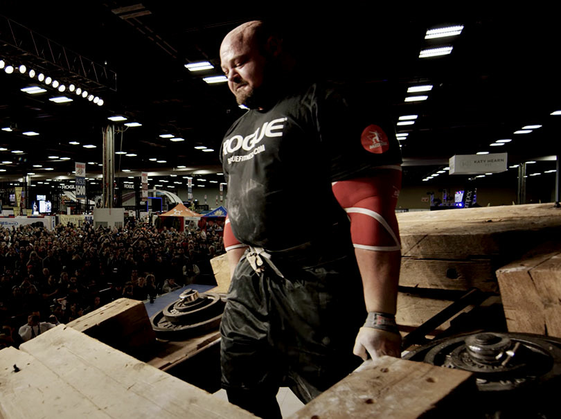 2017 Arnold Strongman Classic — The Timber Carry / 4K | Rogue Fitness ...