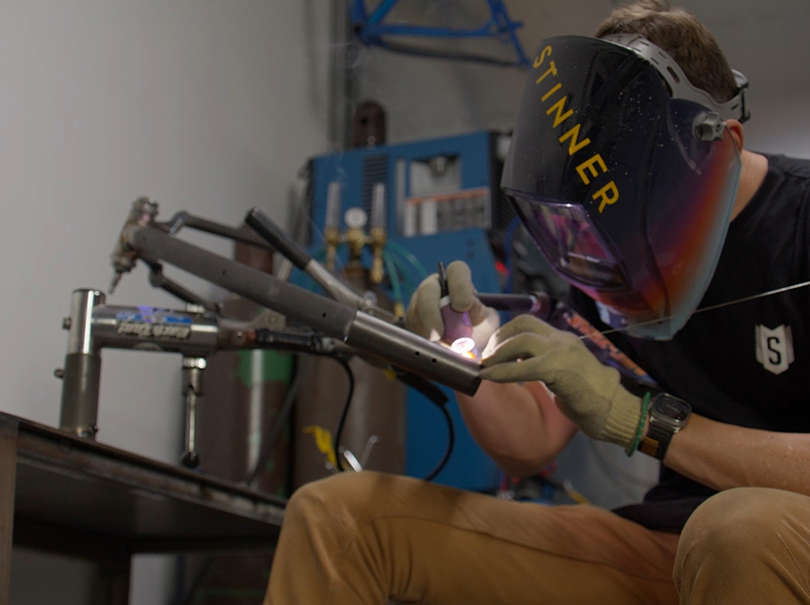 Making The Milo – Rogue Hybrid Bicycle | Rogue Fitness Canada